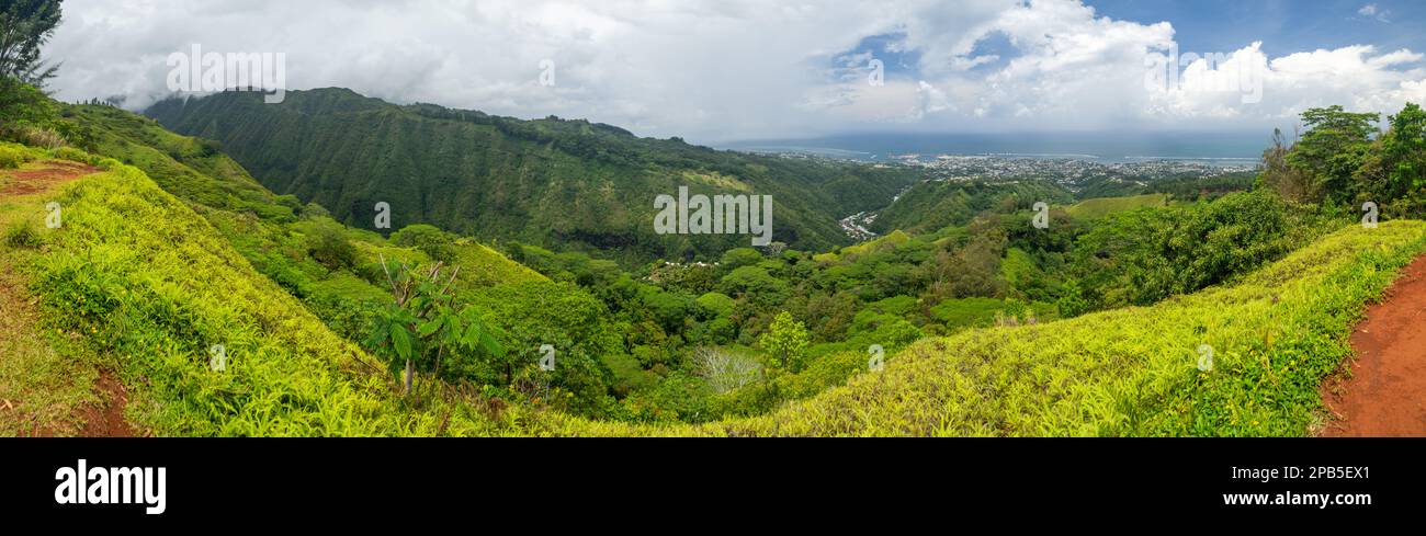Tahiti island nature landscape, French Polynesia Stock Photo - Alamy