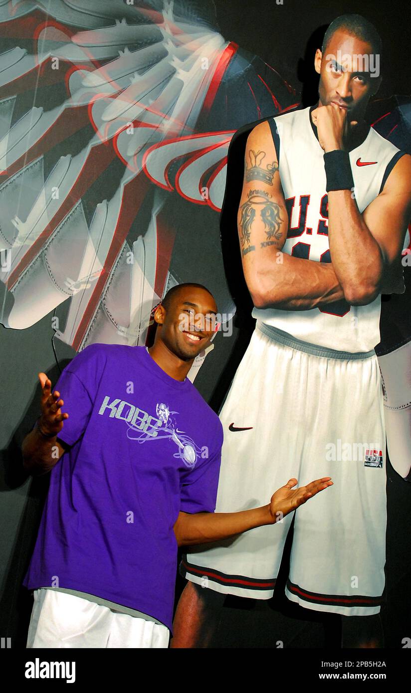 NBA basketball star Kobe Bryant of the Los Angeles Lakers poses for ...