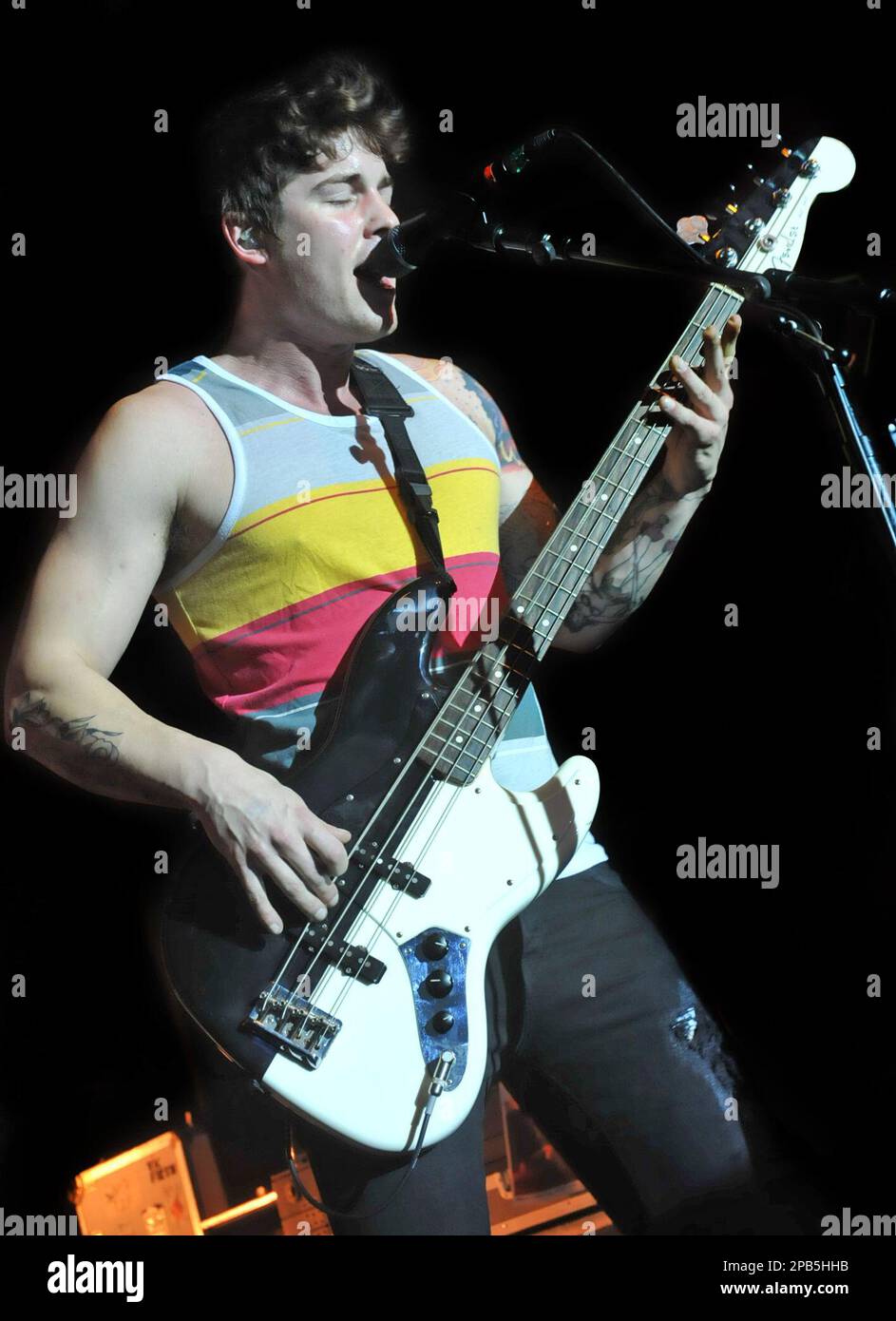 All Time Low (Bassist Zach Merrick) live in concert at Birmingham O2 ...