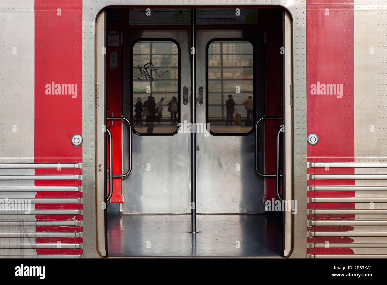 picture with an open door of a train compartment Stock Photo - Alamy