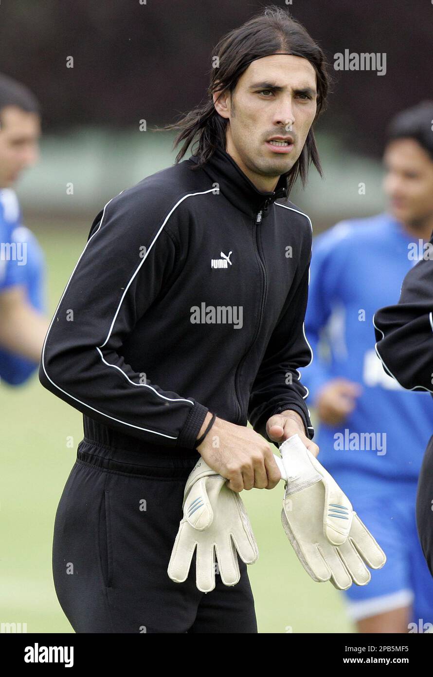 Israel goalkeeper Dudu Aouate during an Israel soccer team training ...