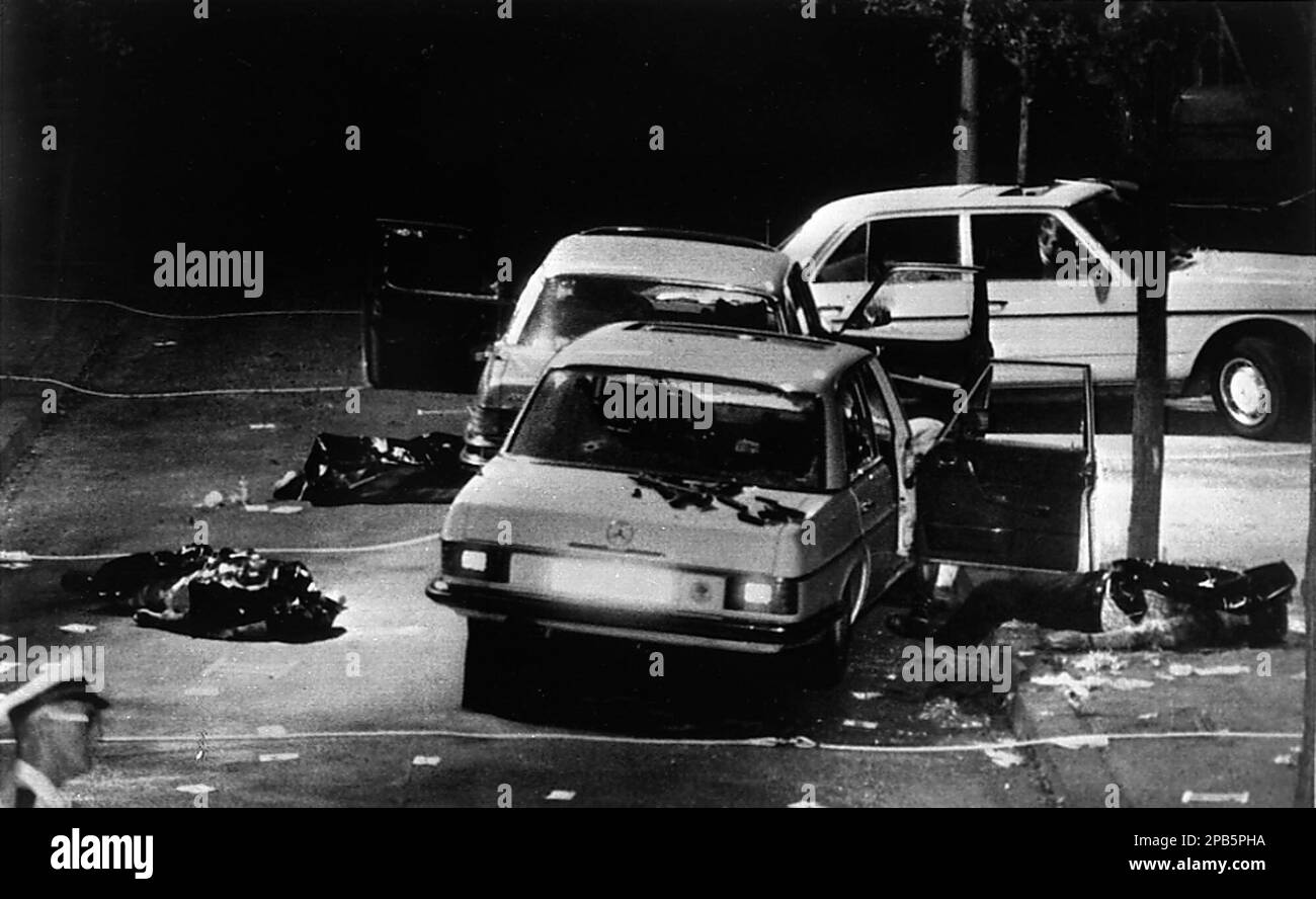 FILE ** A file photo dated Sept. 5, 1977 shows the crime scene in ...