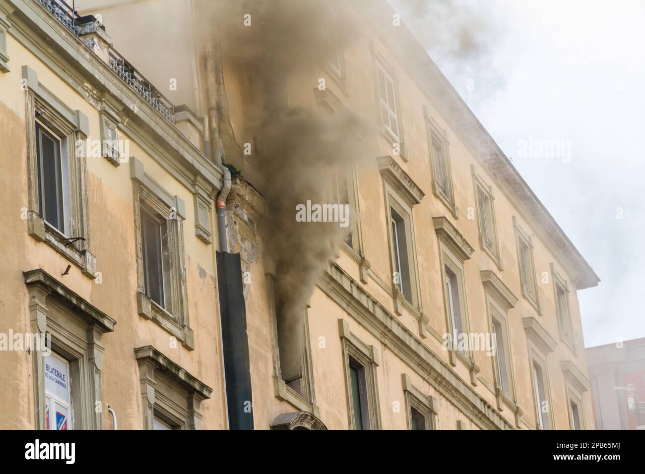 Fire hose italy hi-res stock photography and images - Alamy