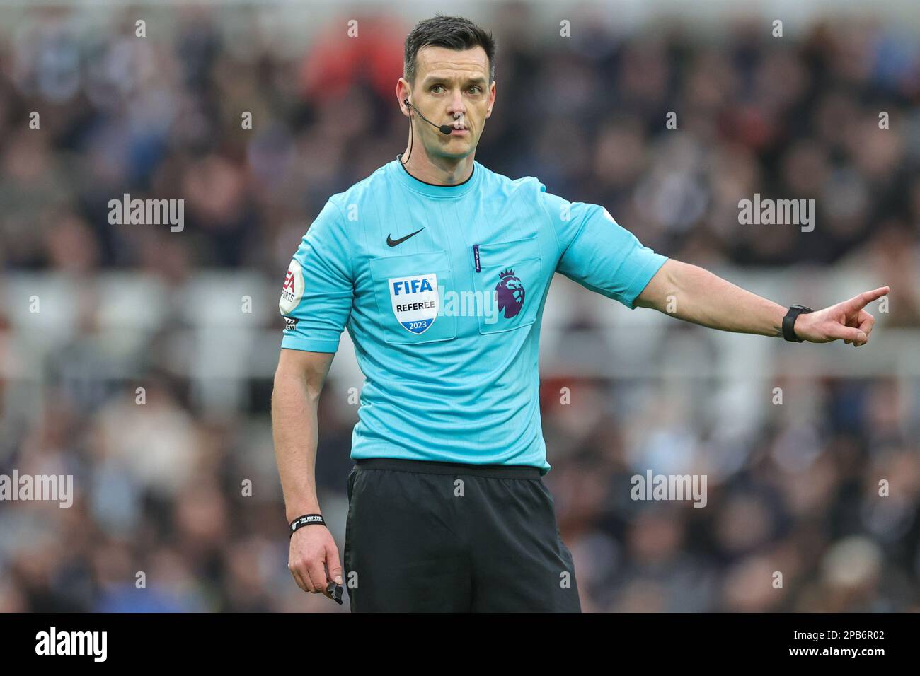 referee Andy Madley during the Premier League match Newcastle United vs ...