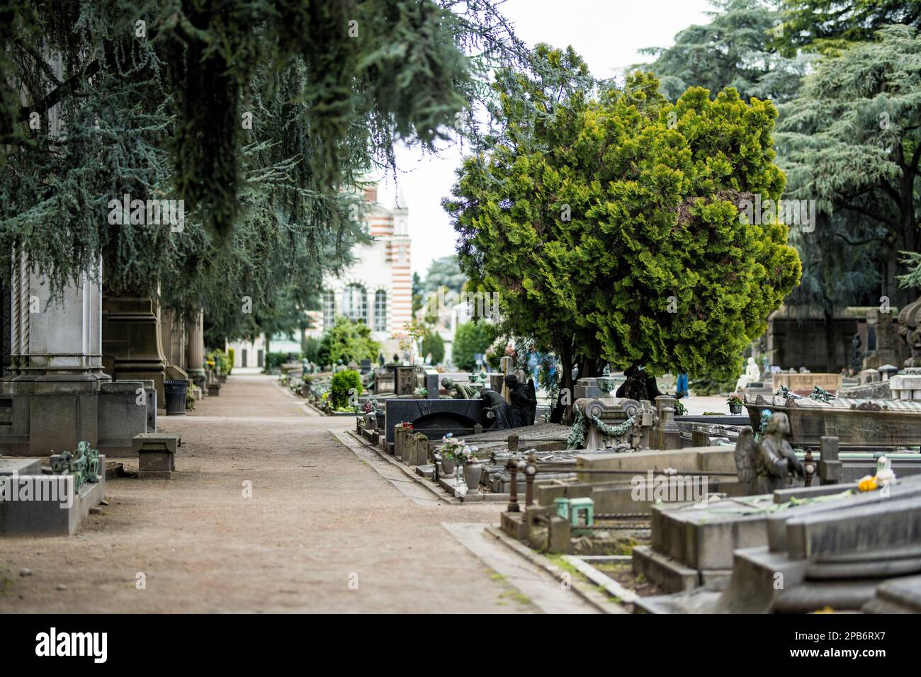 MILAN, ITALY - APRIL 2022: Impressive sculptures, tombs and monuments ...