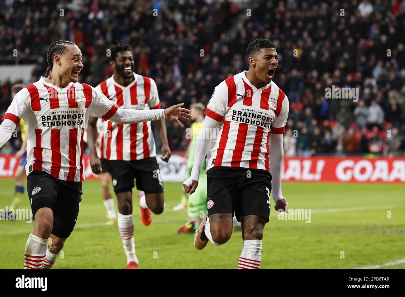EINDHOVEN - (lr)Xavi Simons of PSV Eindhoven, Ibrahim Sangare of PSV ...