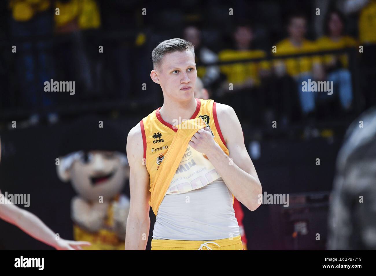 Oostende's Vrenz Bleijenbergh shows defeat after a basketball match ...