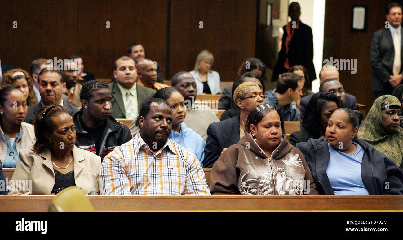 Dashon Harvey's grandmother Dorothy Harvey, front row, left, his father ...