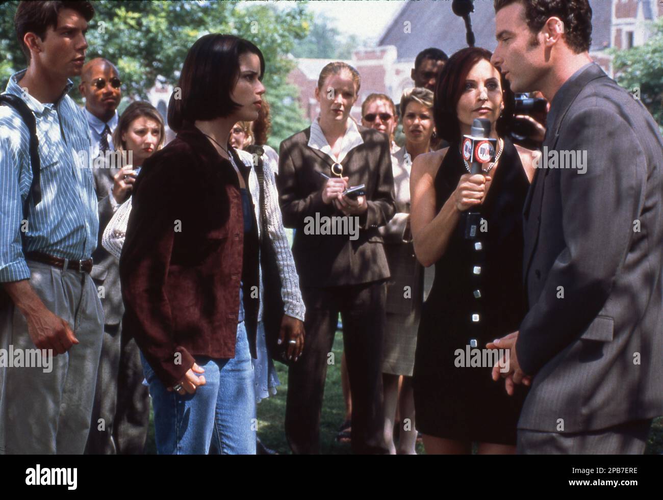 Neve campbell scream 2 hi-res stock photography and images - Alamy