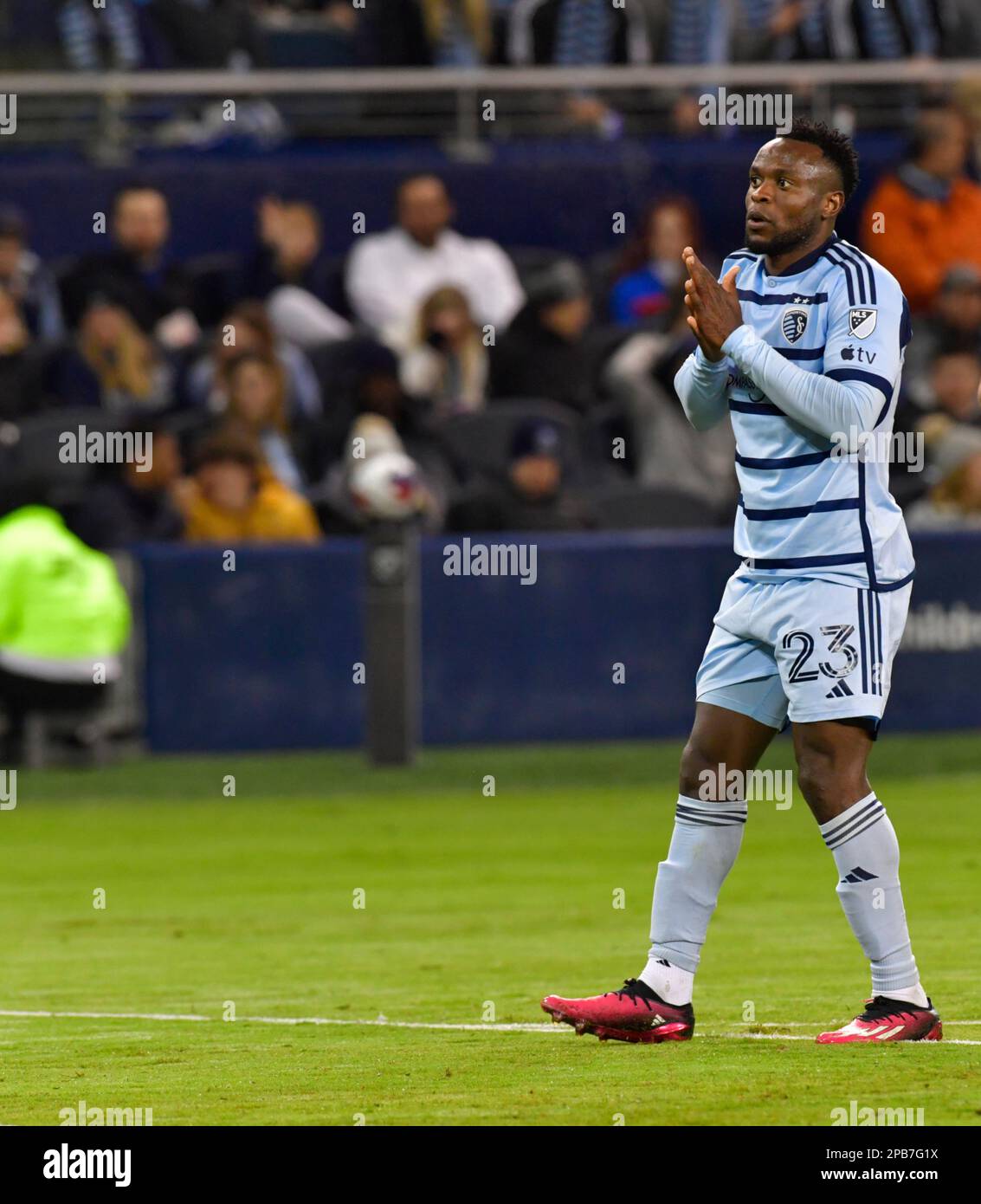 Kansas City, USA. 16th Nov, 2022. Sporting Kansas City forward Willy ...