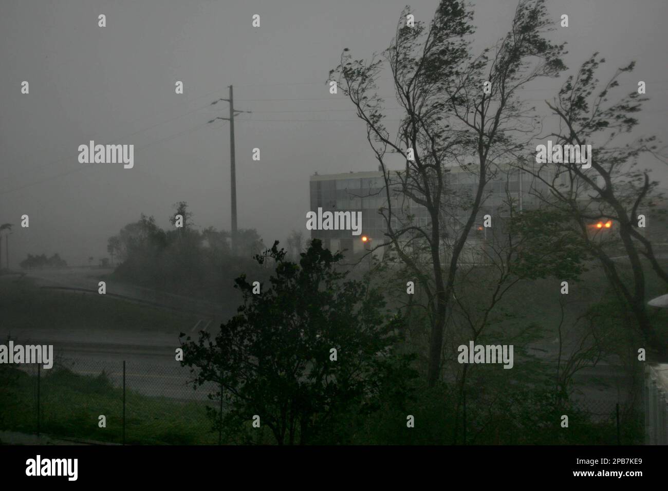 Hurricane Dean hits Fort de France, Martinique, early Friday, Aug. 17 ...