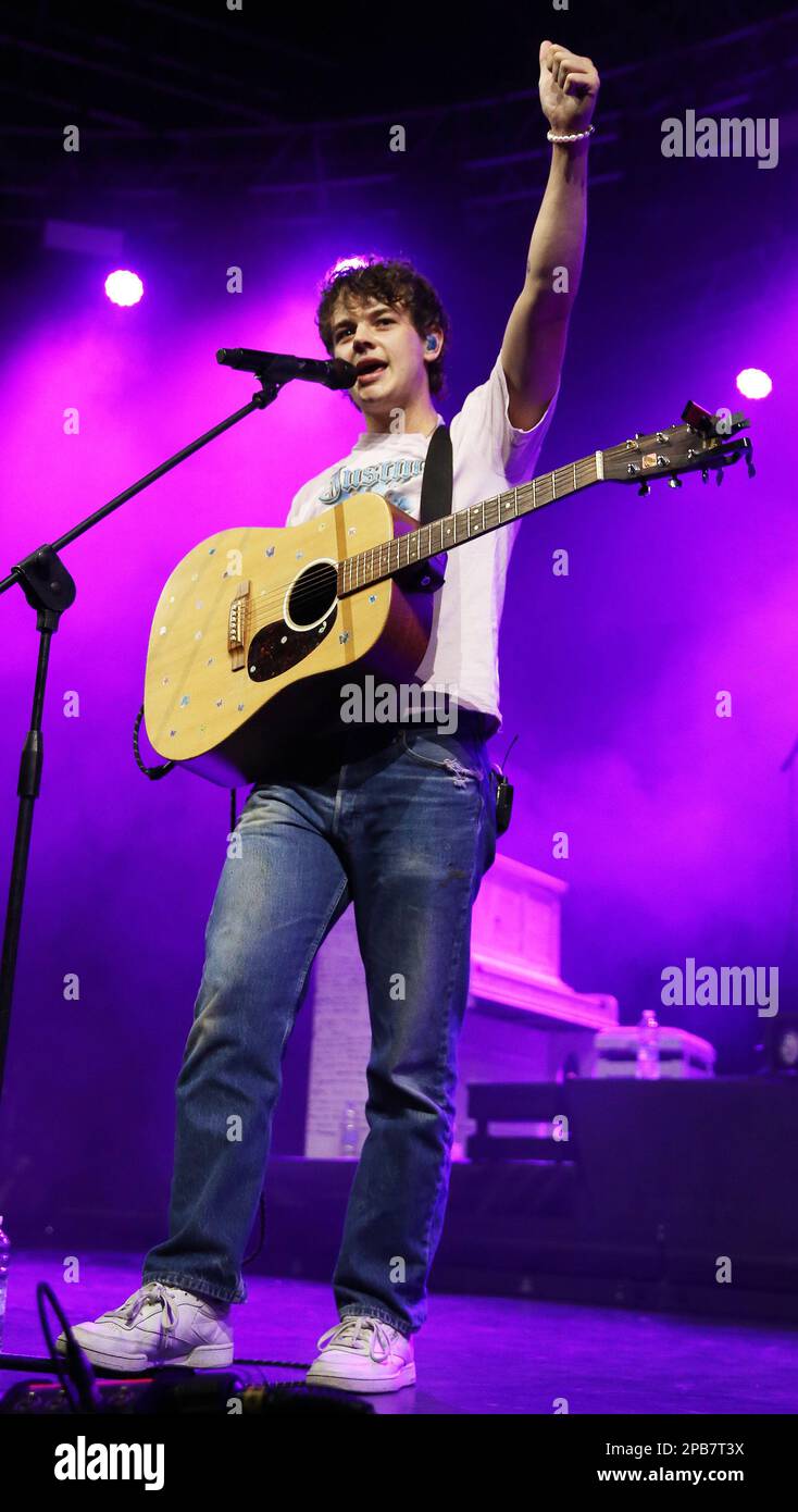 Milan, En. 11th Mar, 2023. Thomas Headon opens for the Vamps at ...
