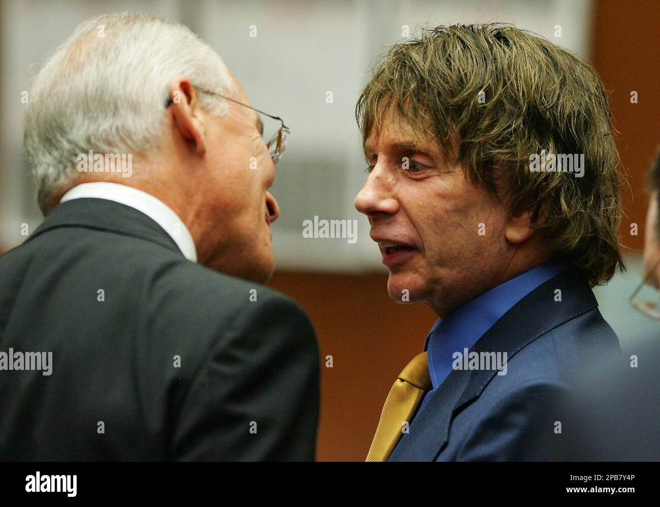 Music producer Phil Spector, right, talks with defense attorney Roger ...
