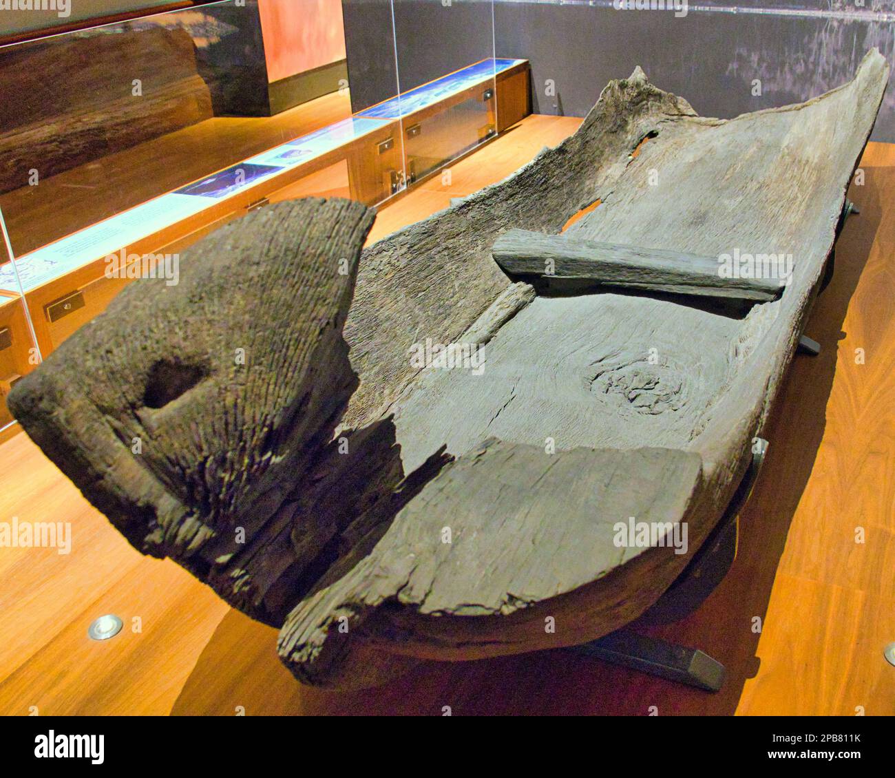 glasgow museum and art galleries exhibit neolithic dug out canoe Stock ...