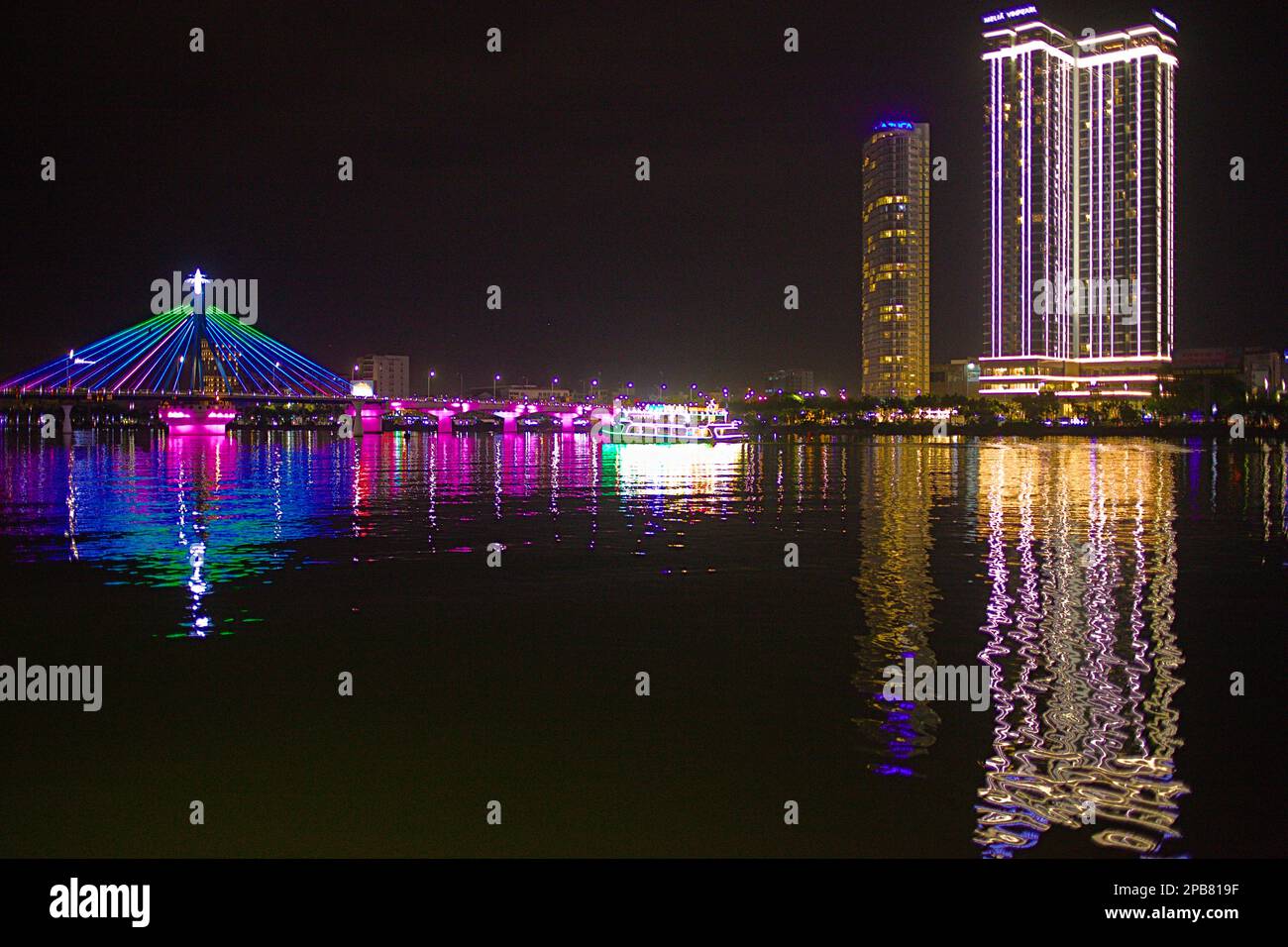 Vietnam, Da Nang, Cau Song Han Bridge, Han River Stock Photo - Alamy
