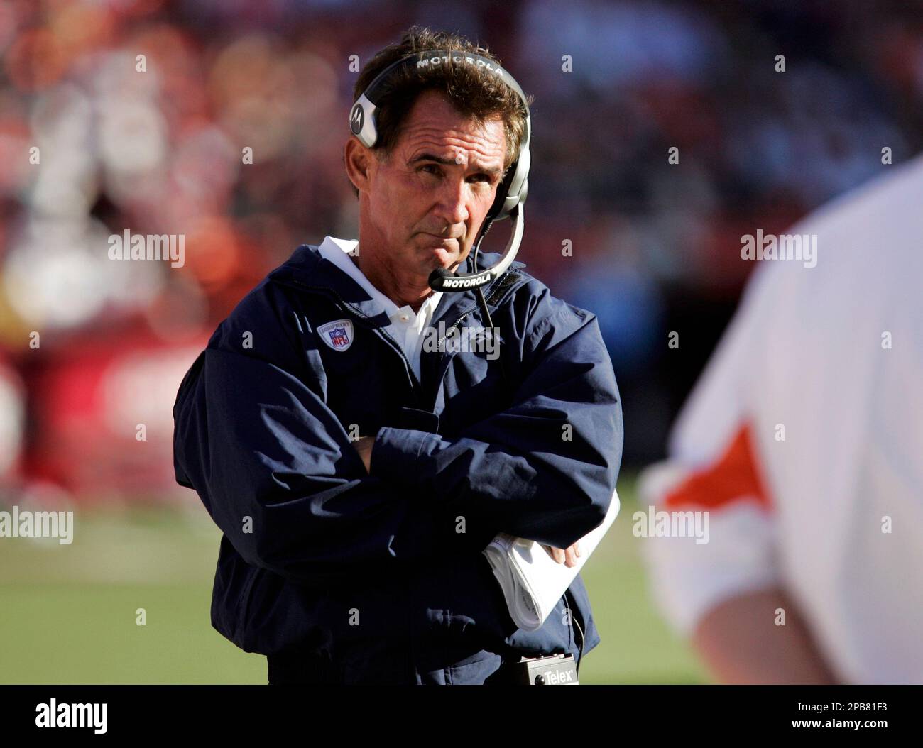 Denver Broncos head coach Mike Shanahan watches the game against the ...