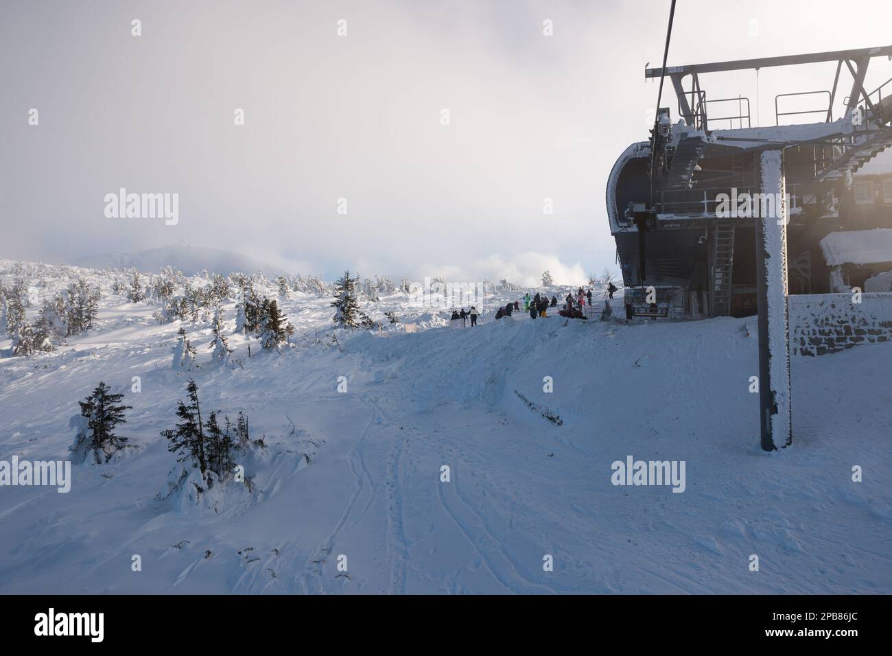 Karpacz Ski Arena (ski lift), Mount Śnieżka, Karpacz, Karkonosze ...