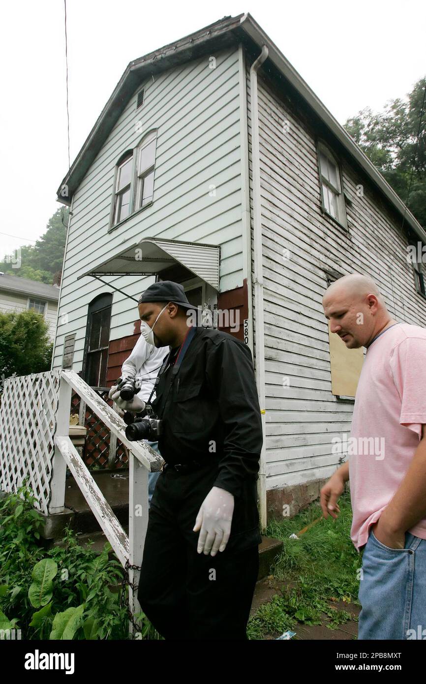 Private investigator Eddie Rose, left, leaves the Elizabeth Township ...