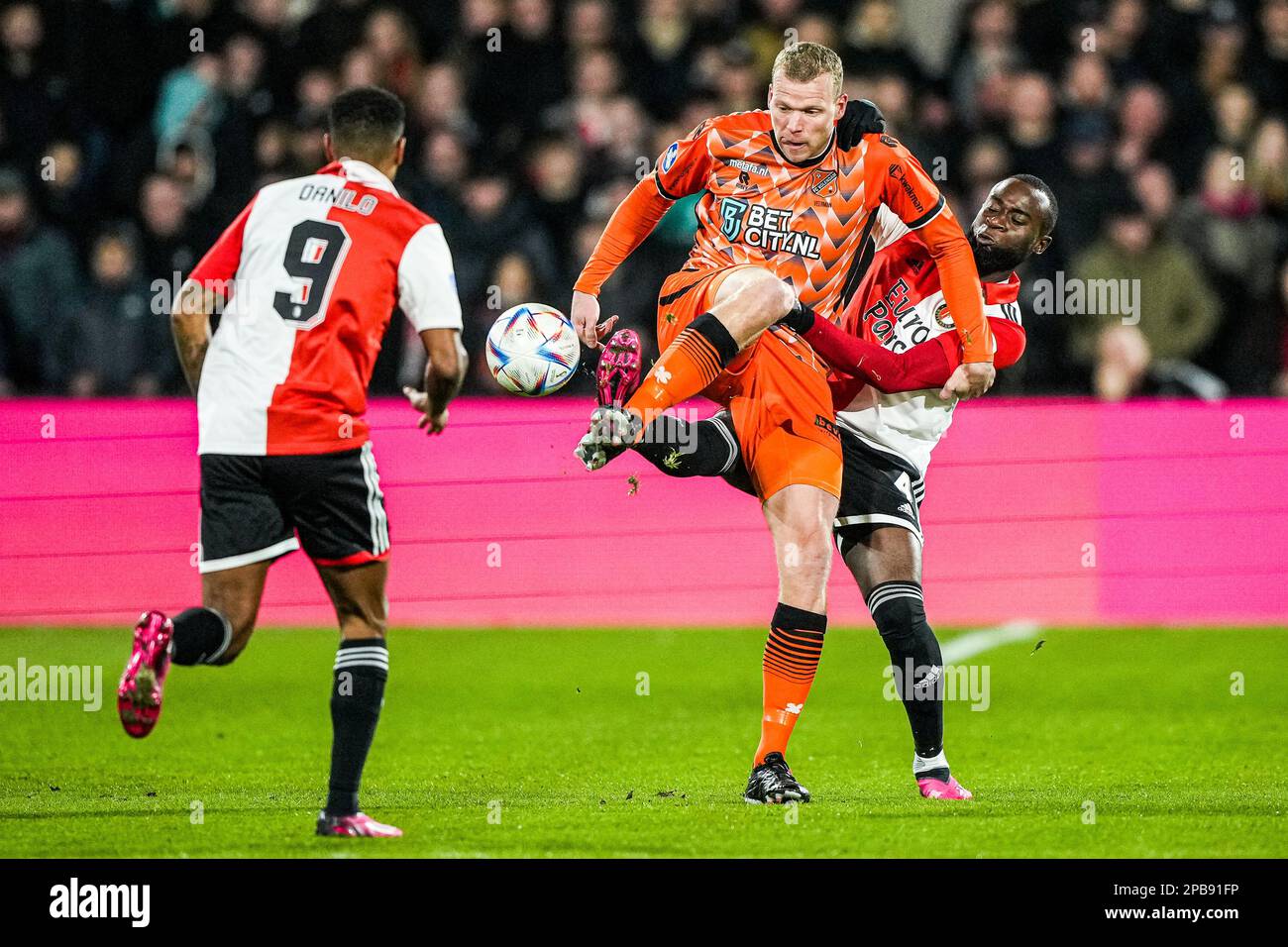 Rotterdam - Henk Veerman of FC Volendam, Lutsharel Geertruida of Feyenoord during the match ...