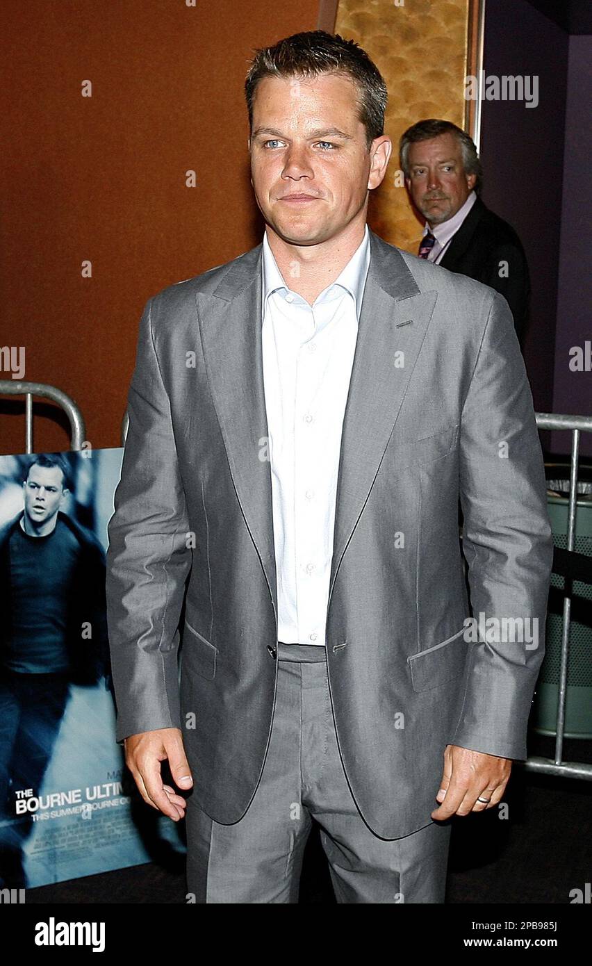 Actor Matt Damon poses as he arrives at the premiere of "The Bourne ...