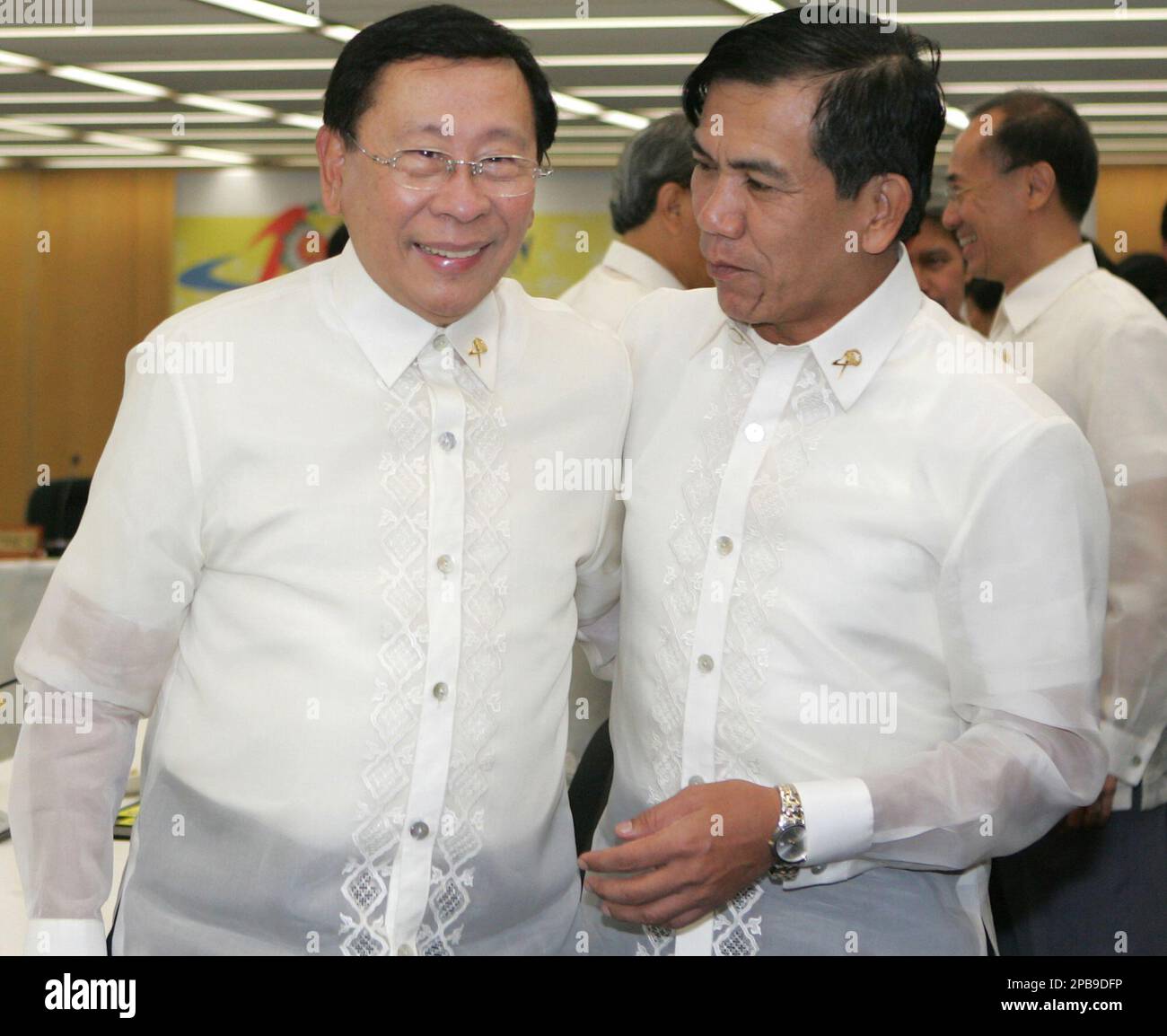 Foreign Minister U Nyan Win of Myanmar, right, talks with Philippine ...