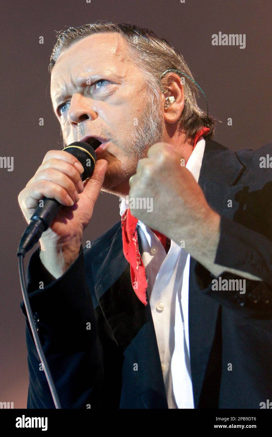 French singer Renaud peforms on the main stage during the 32nd edition ...