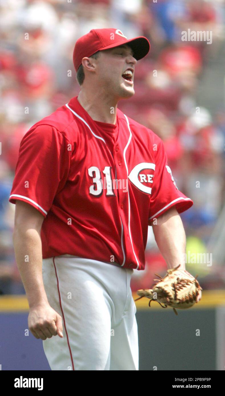 Cincinnati Reds pitcher Matt Belisle reacts after giving up a two-run ...