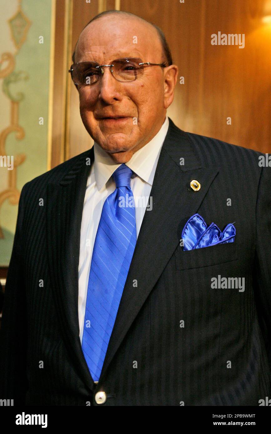 Music legend Clive Davis arrives for the United Jewish Appeal (UJA ...