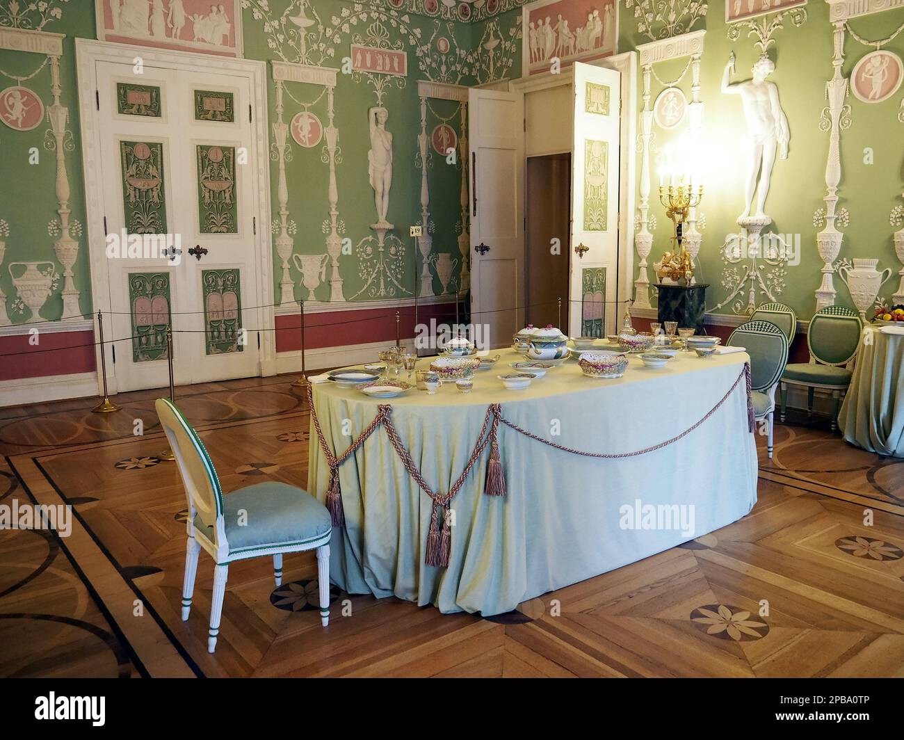 Green Dining Room, Catherine Palace, Tsarskoye Selo (Tsar's Village ...