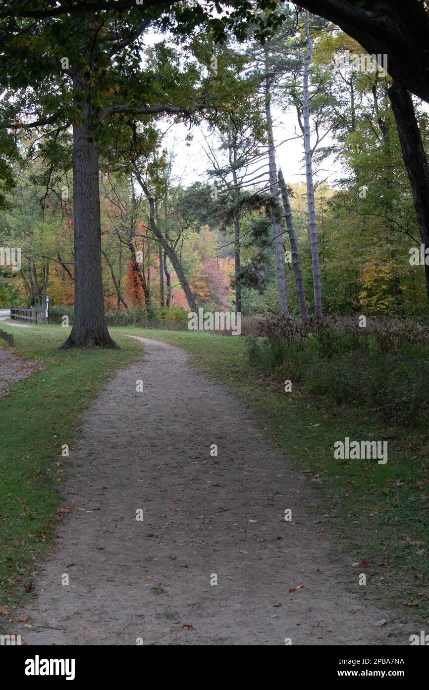 Pathway in the park in Ohio Stock Photo - Alamy