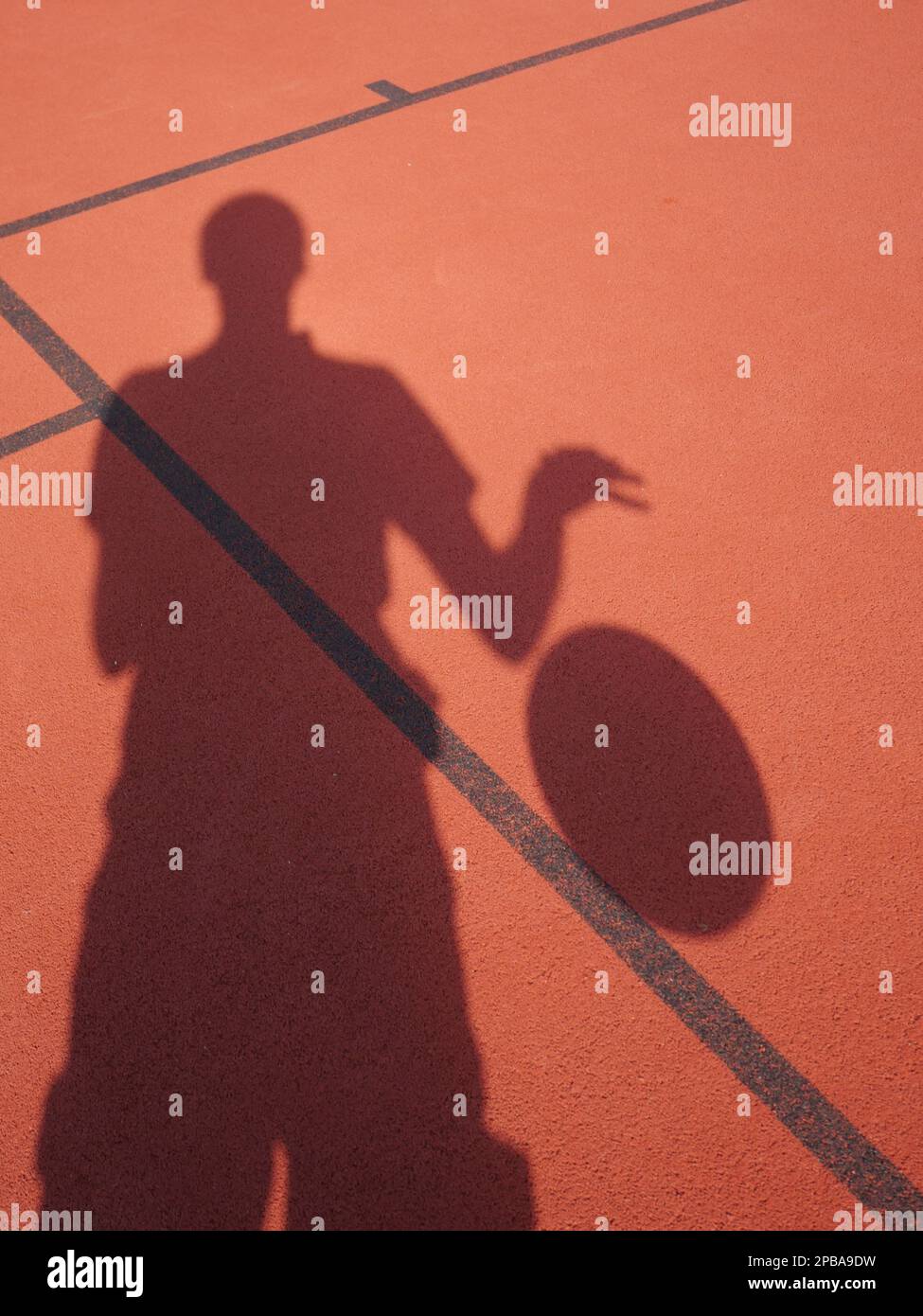 basketball player shadow Stock Photo - Alamy