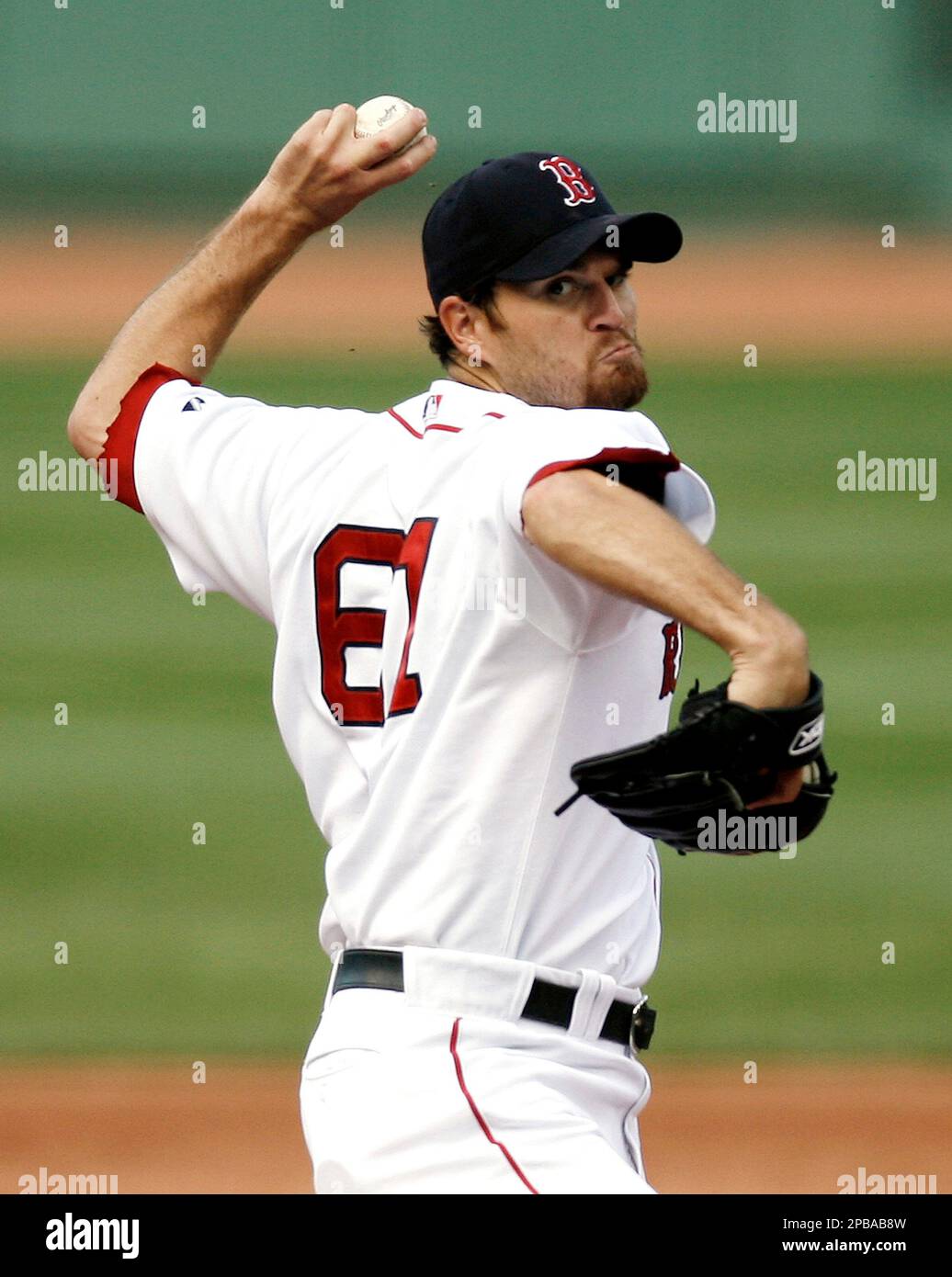 Boston Red Sox pitcher Kason Gabbard delivers a pitch against the ...