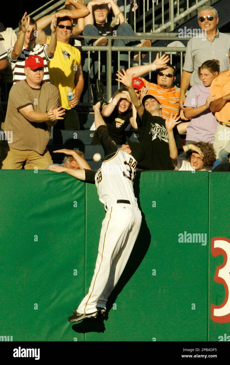 Pittsburgh Pirates left fielder Jason Bay can't get his glove on a ...