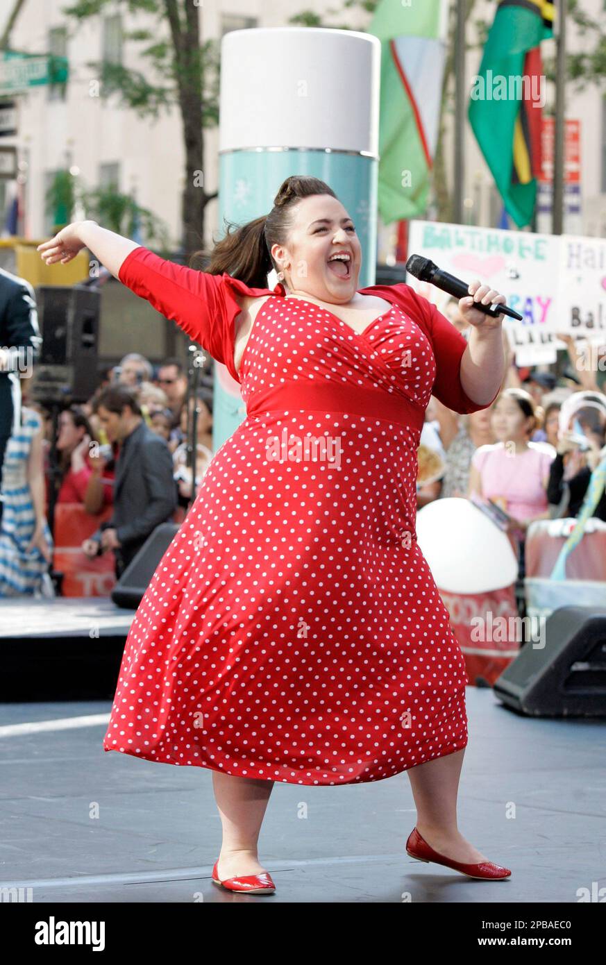Nikki Blonsky who plays Tracy Turnblad in the new "Hairspray" movie ...