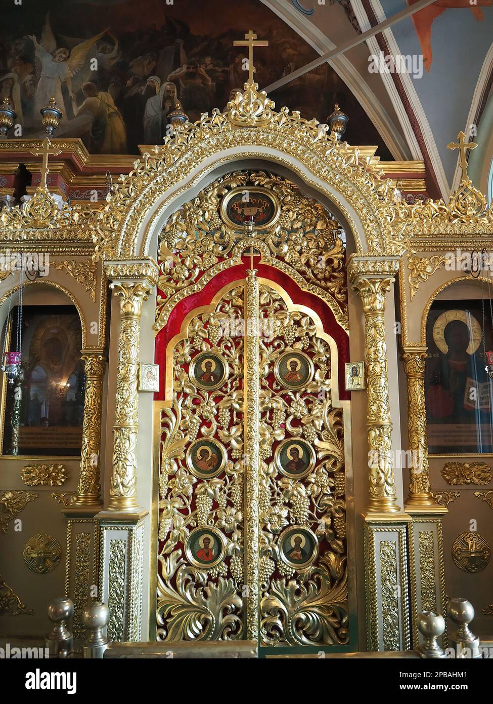 Iconostasis, Refectory Church, Trapeznaya Tserkov, Trinity Lavra of St ...