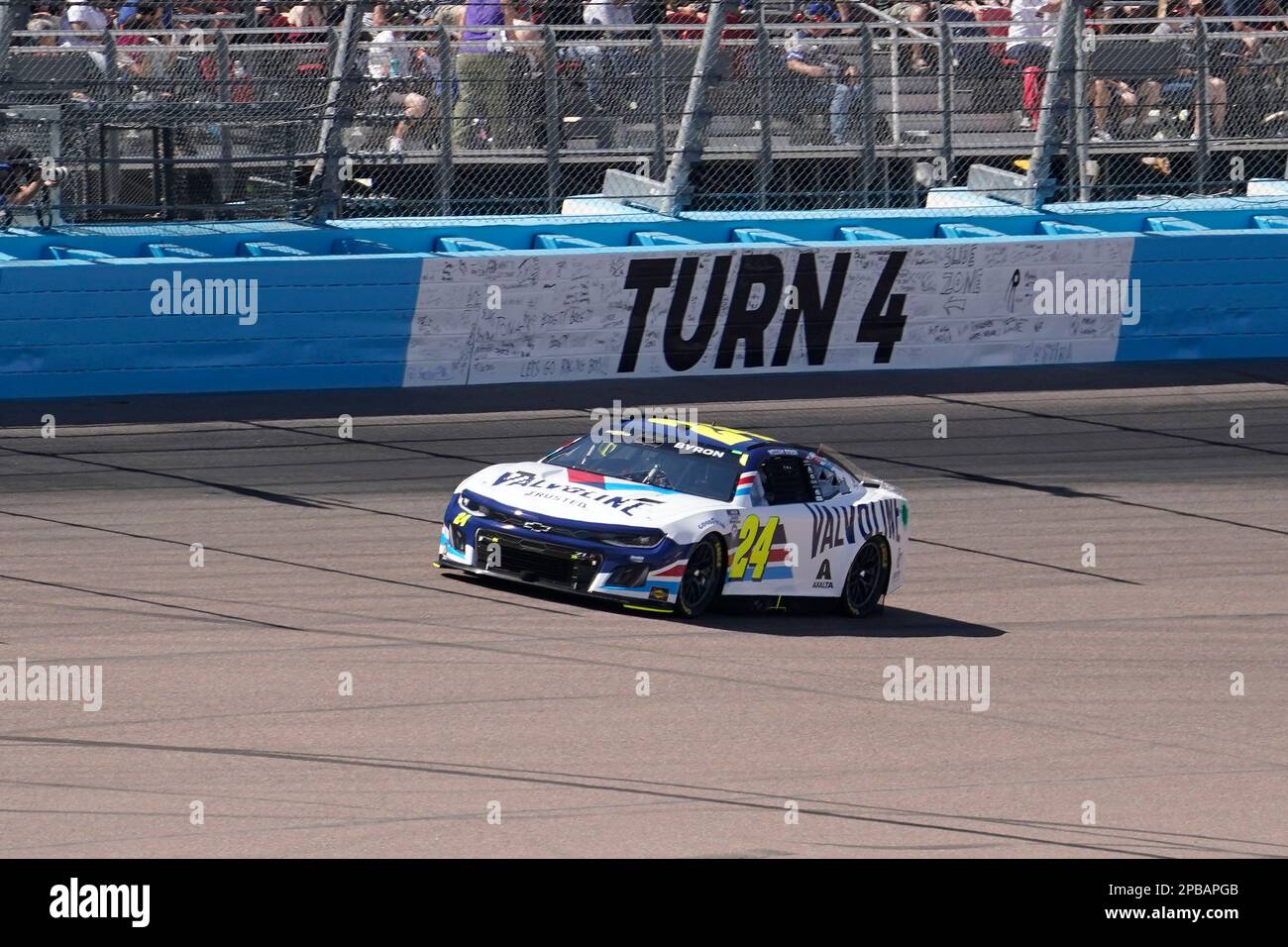 William Byron takes Turn 4 during the NASCAR Cup Series auto race at ...