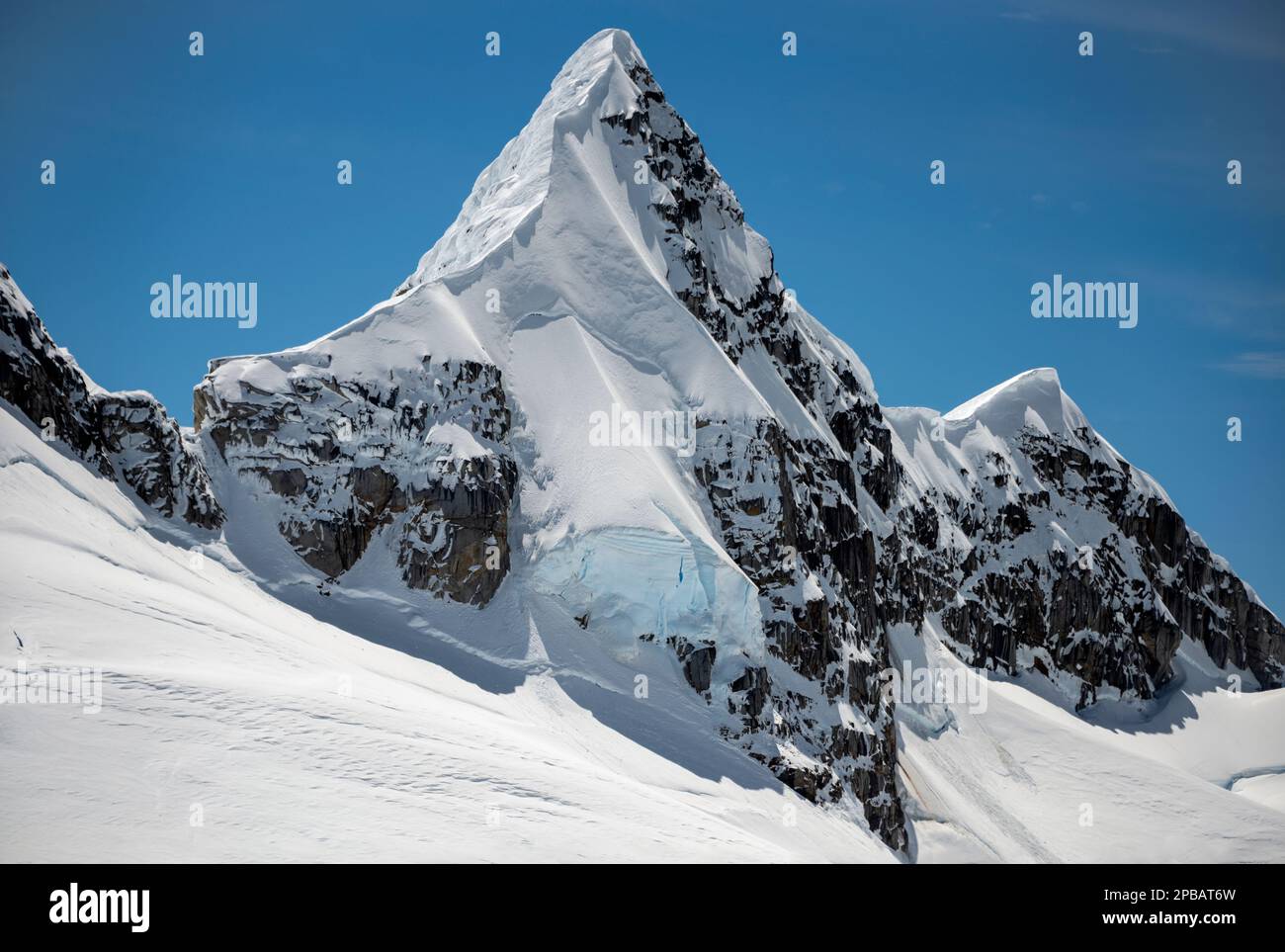 Snow-covered peak, San Valentin ice field, Tres Lagos, Patagonia Stock ...