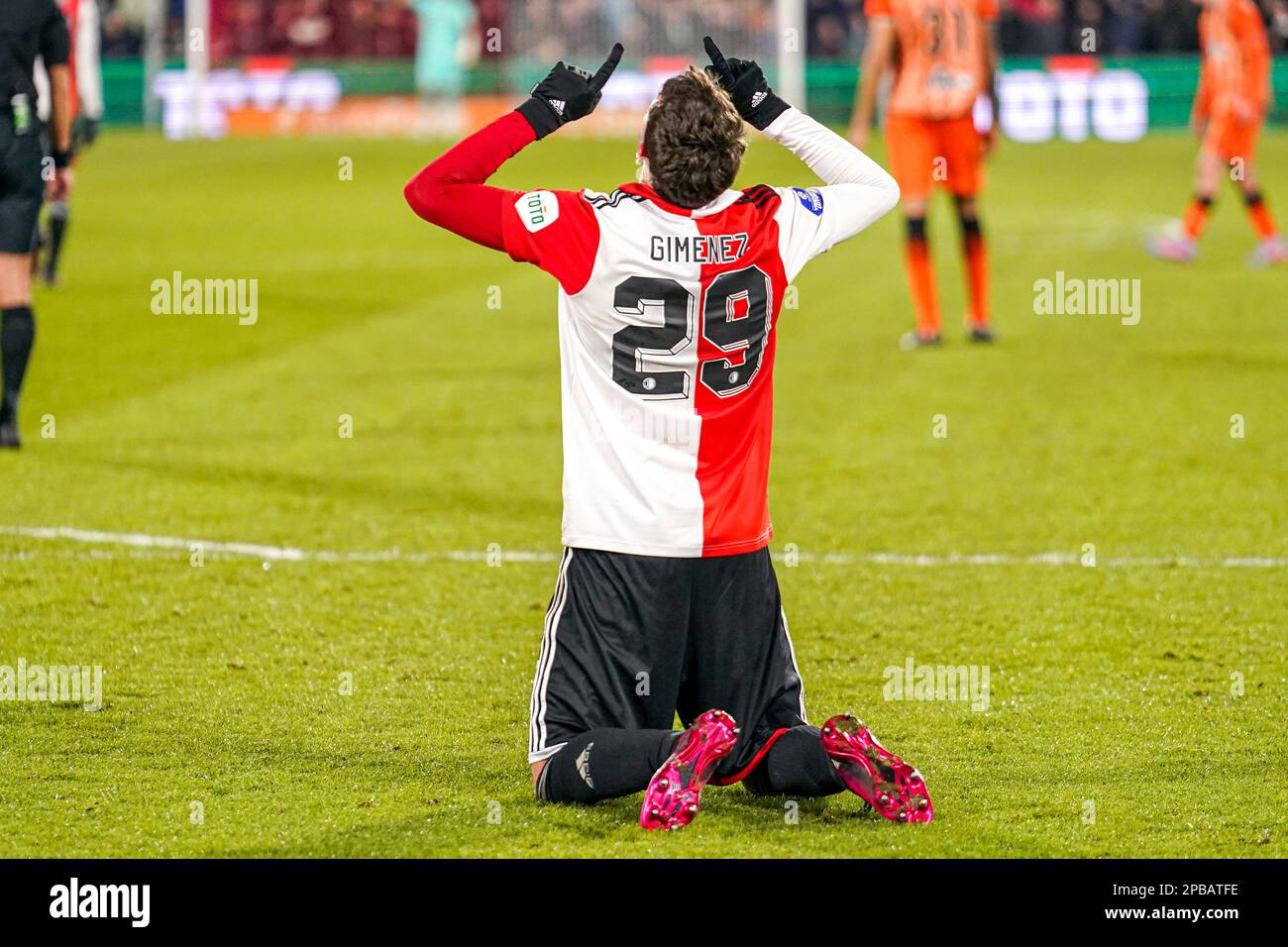 ROTTERDAM, NETHERLANDS - MARCH 12: Santiago Gimenez of Feyenoord ...