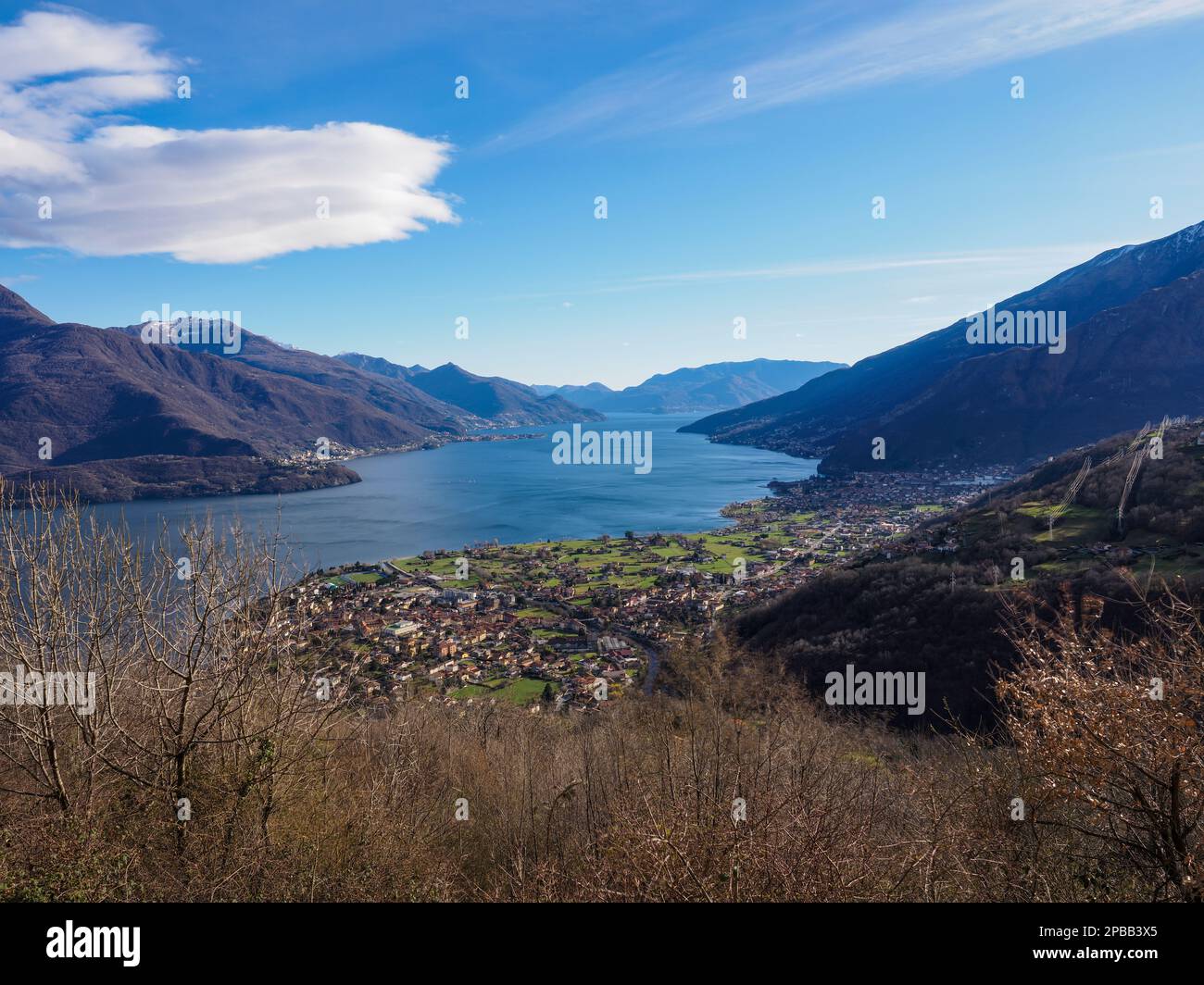 Landscape of Lake Como from the alps of Peglio Stock Photo - Alamy
