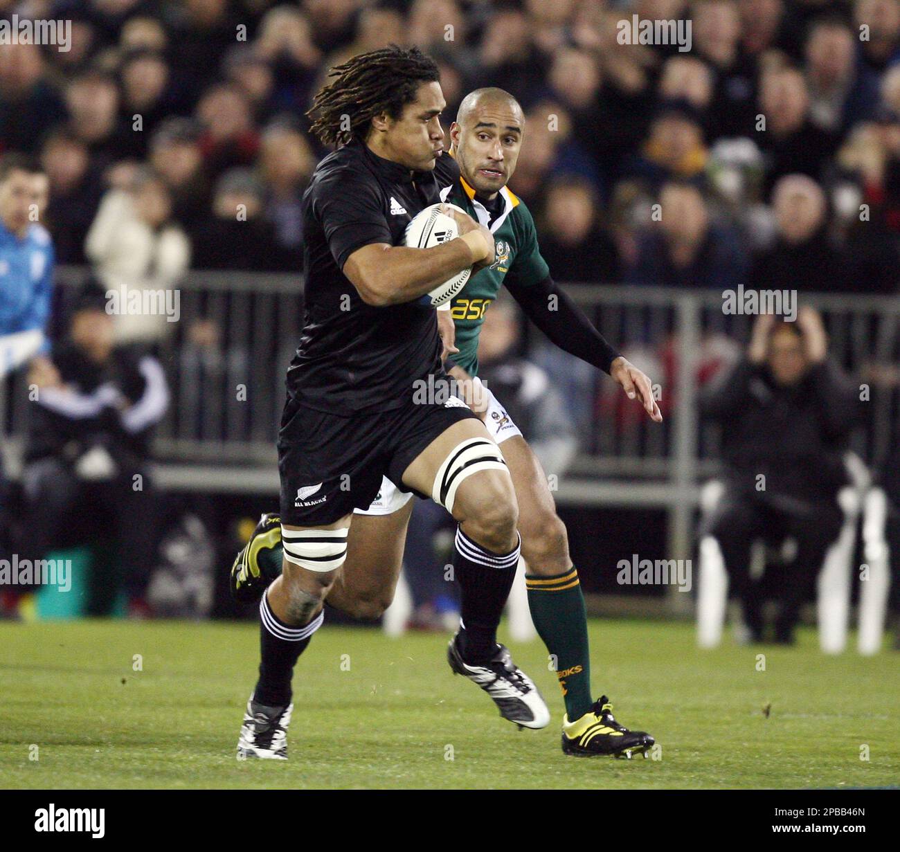 New Zealand All Blacks Rodney So'oialo runs from South African Sprinbok ...