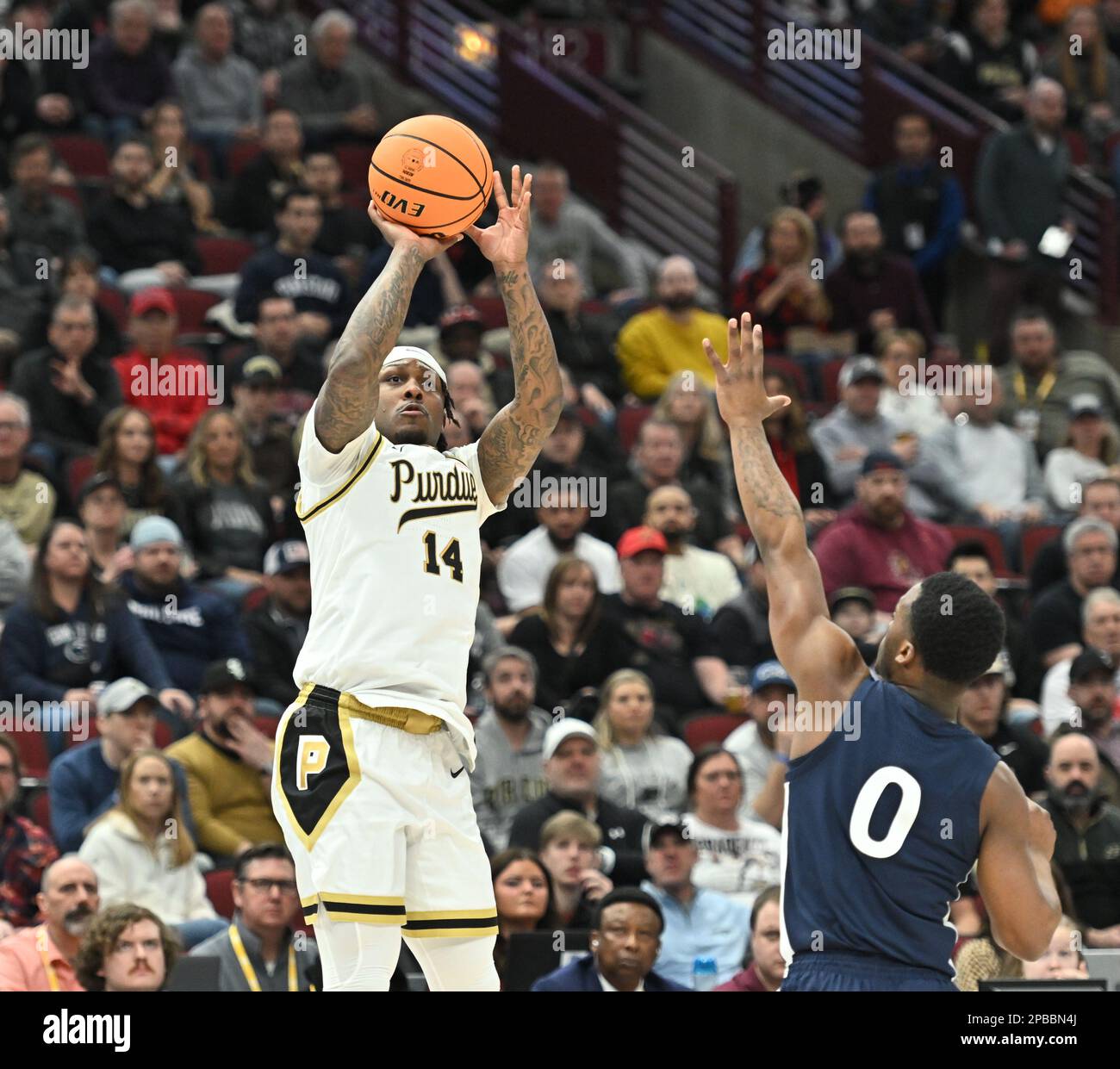 Big ten conference mens basketball hi-res stock photography and images ...