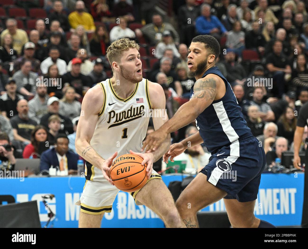 Big ten conference mens basketball hi-res stock photography and images ...