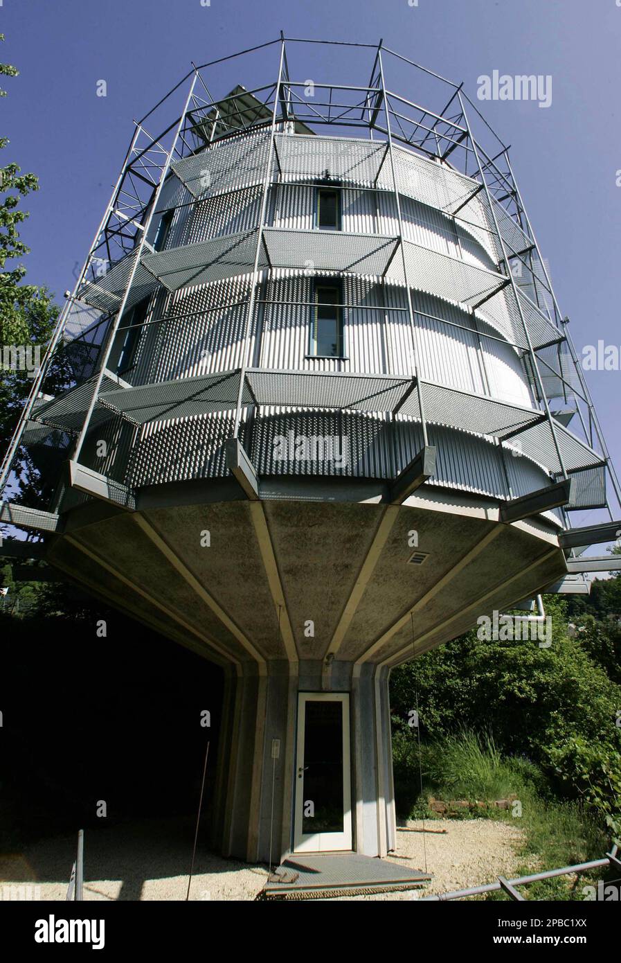 ** TO GO WITH STORY BY PAUL BURKHARDT ** Exterior view of the Heliotrop ...