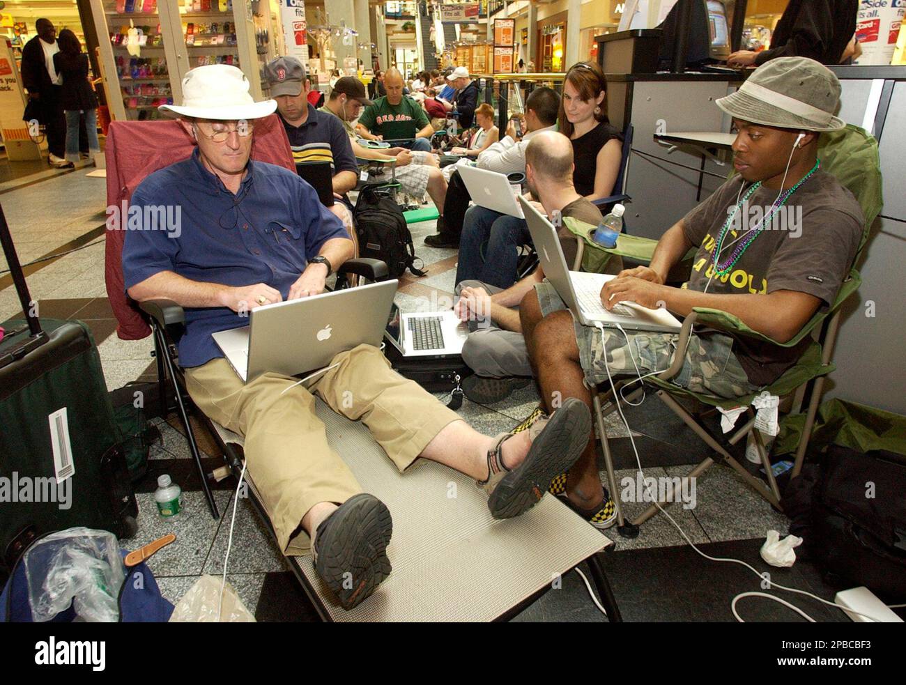 Len Edgerly, of Cambridge, Mass., left, and Kern Bruce, of Spotswood, N ...