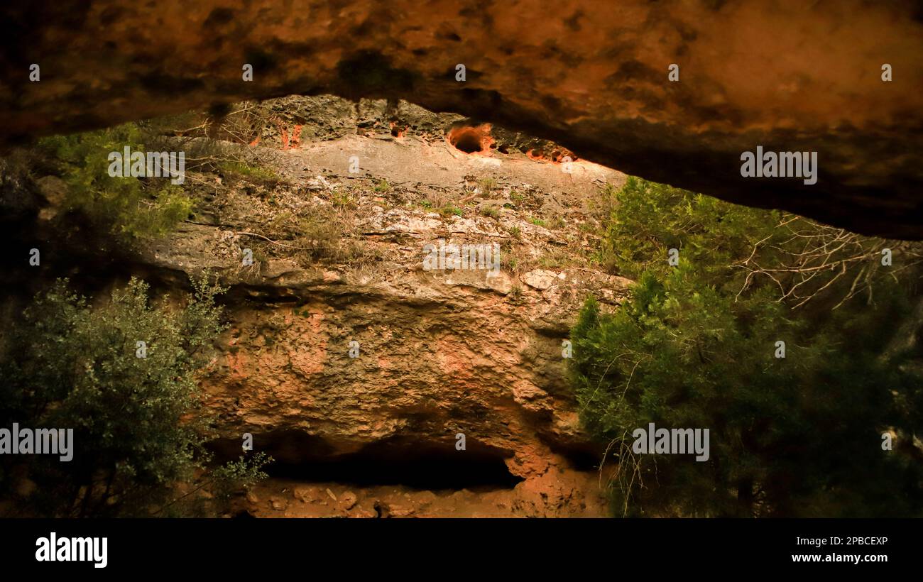 Batu caves dark cave exploration hi-res stock photography and images ...