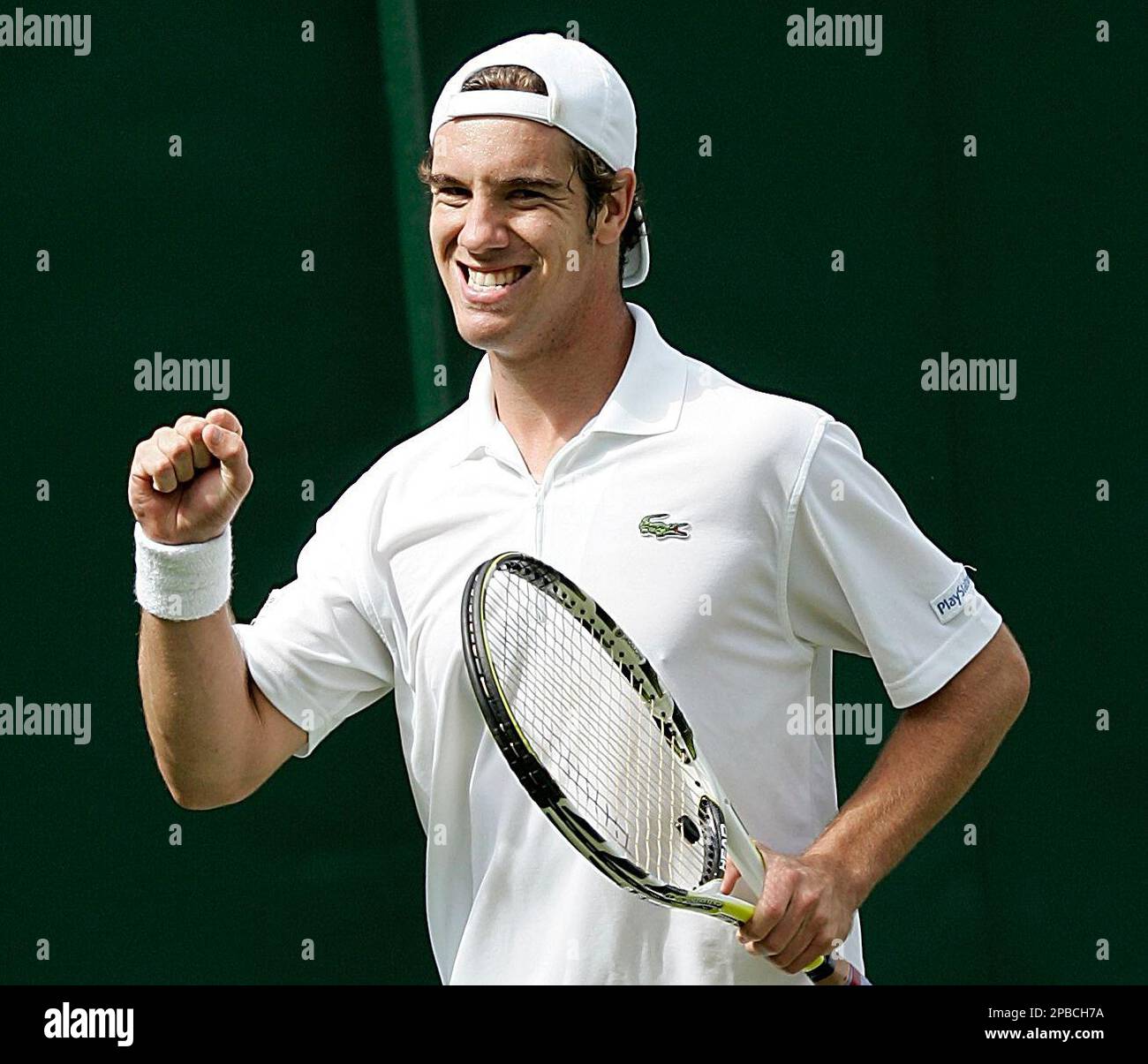 France's Richard Gasquet punches the air after defeating countryman ...