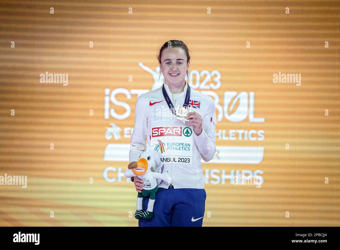 ISTANBUL, TURKEY - MARCH 04: Laura Muir of Great Britain celebrates ...