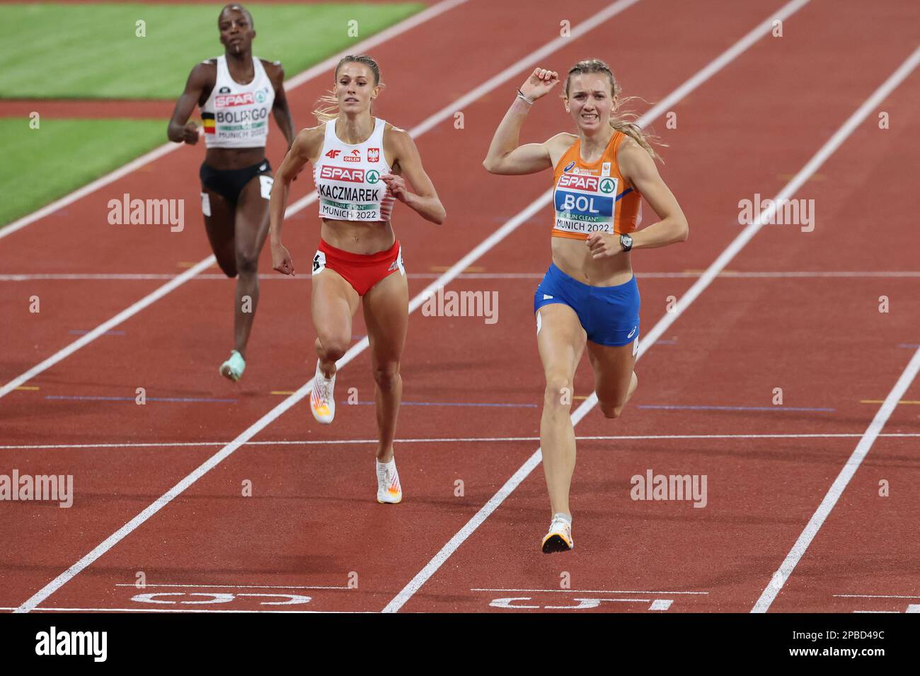 Femke BOL celebrating as approaches the finish line to win the 400m ...