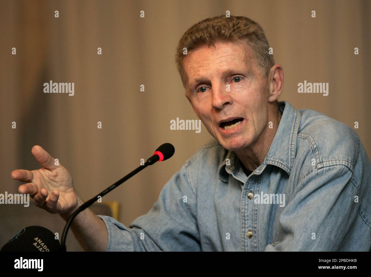 Midnight Express' real-life hero Billy Hayes talks during a press ...