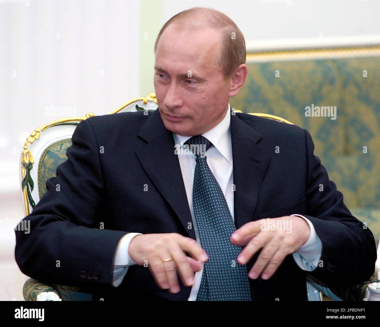 Russian President Vladimir Putin speaks with Sweden's King Carl XVI ...